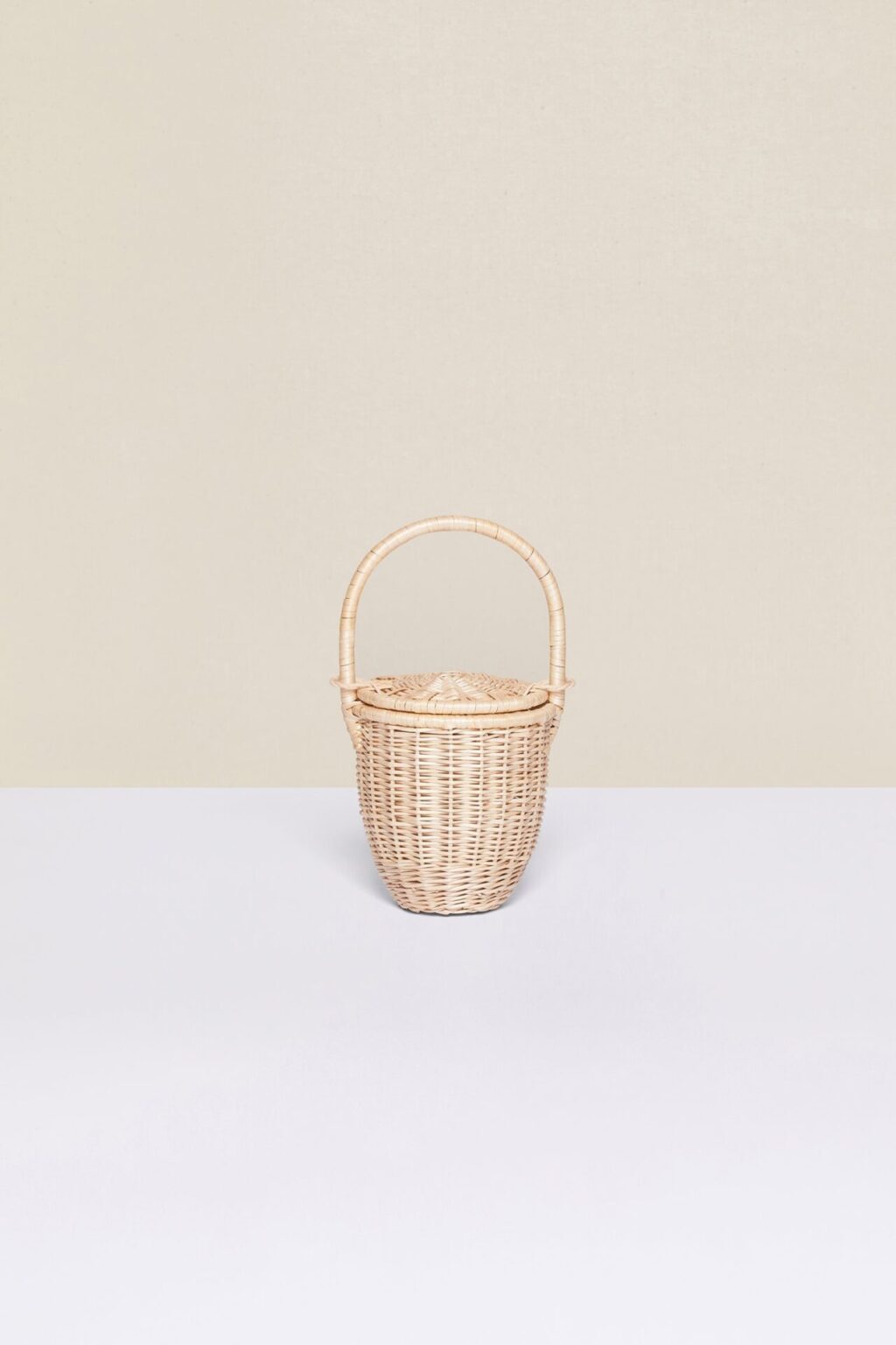 Woven bucket bag | Coveti
