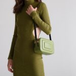 Art deco camera calla green bag | Coveti