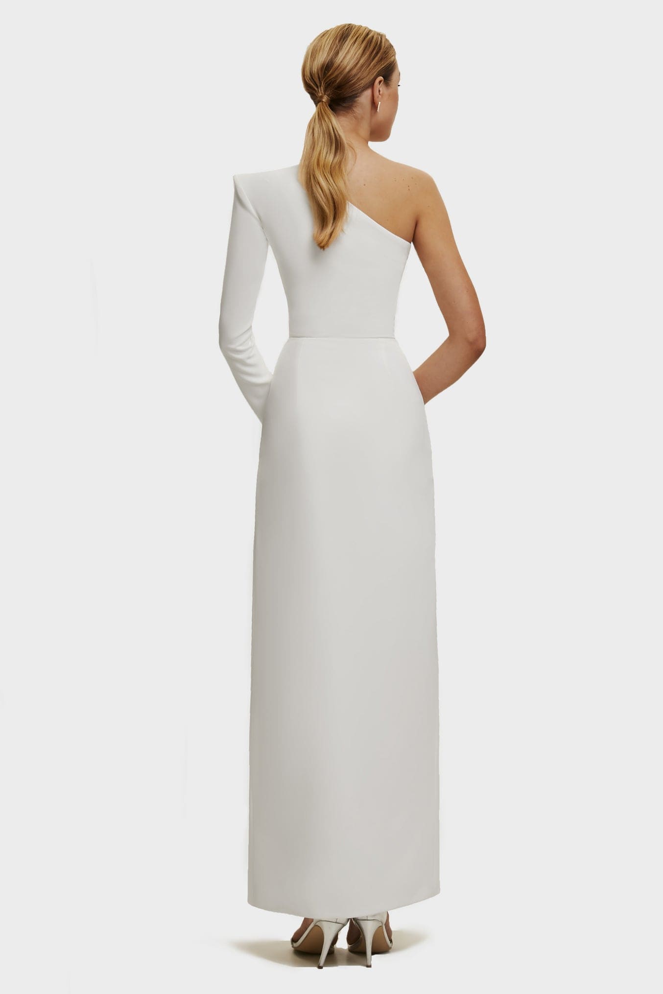 Milla White Long-sleeved dress with sharp shoulder cut | Coveti