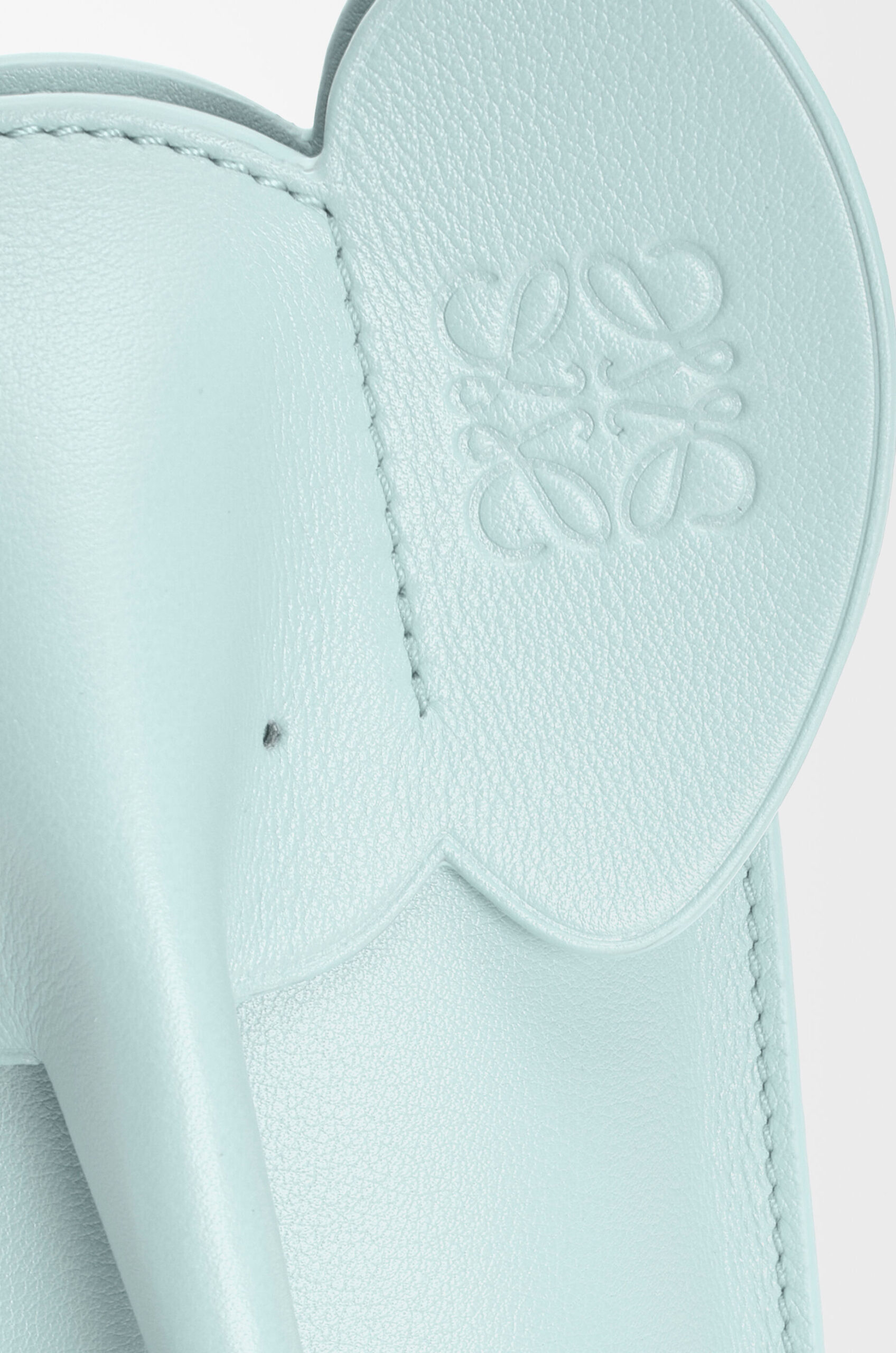 LOEWE Puzzle Bag | Luxe Leather & The Iconic Puzzle Bag | Coveti