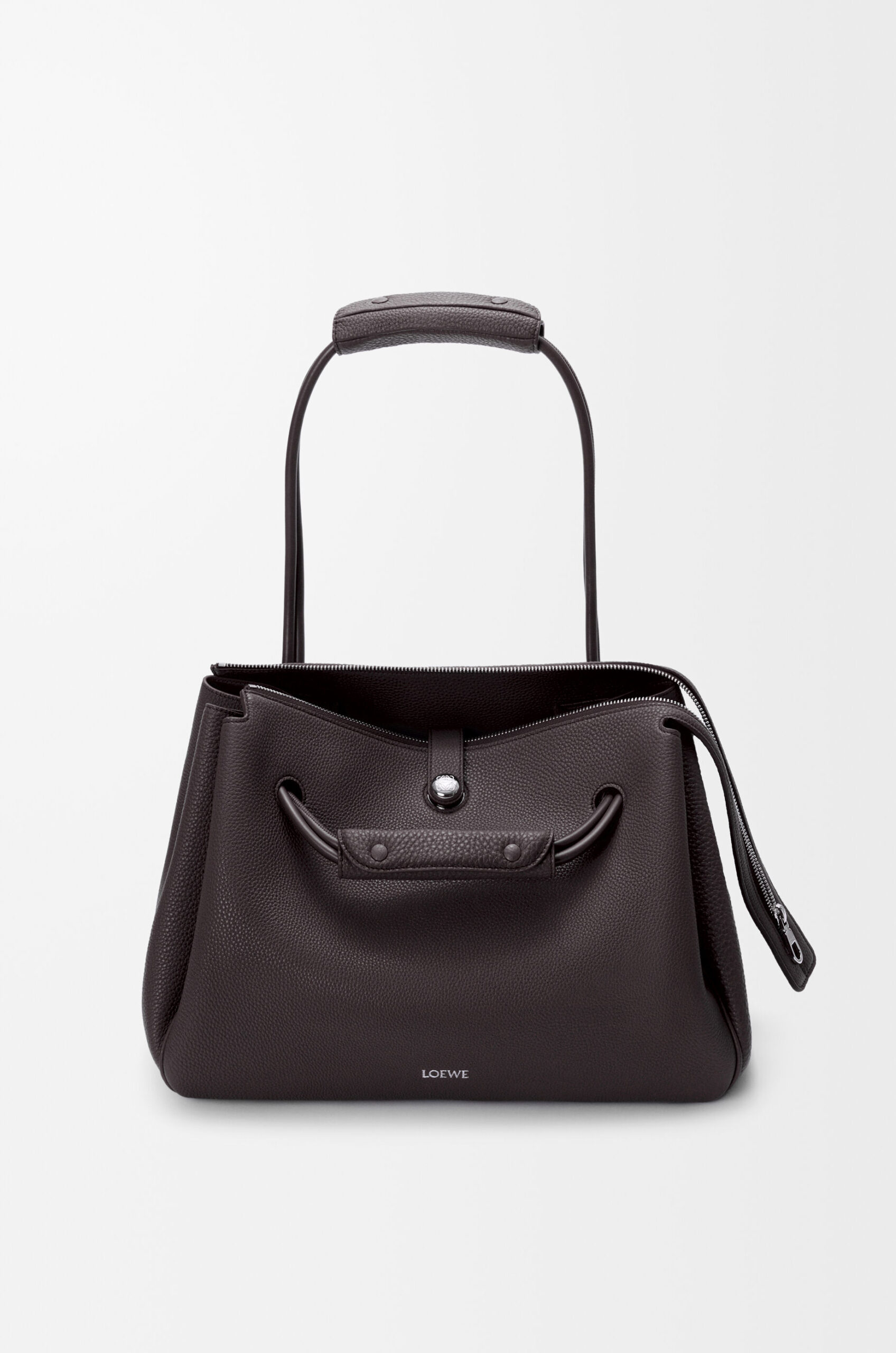LOEWE Puzzle Bag | Luxe Leather & The Iconic Puzzle Bag | Coveti