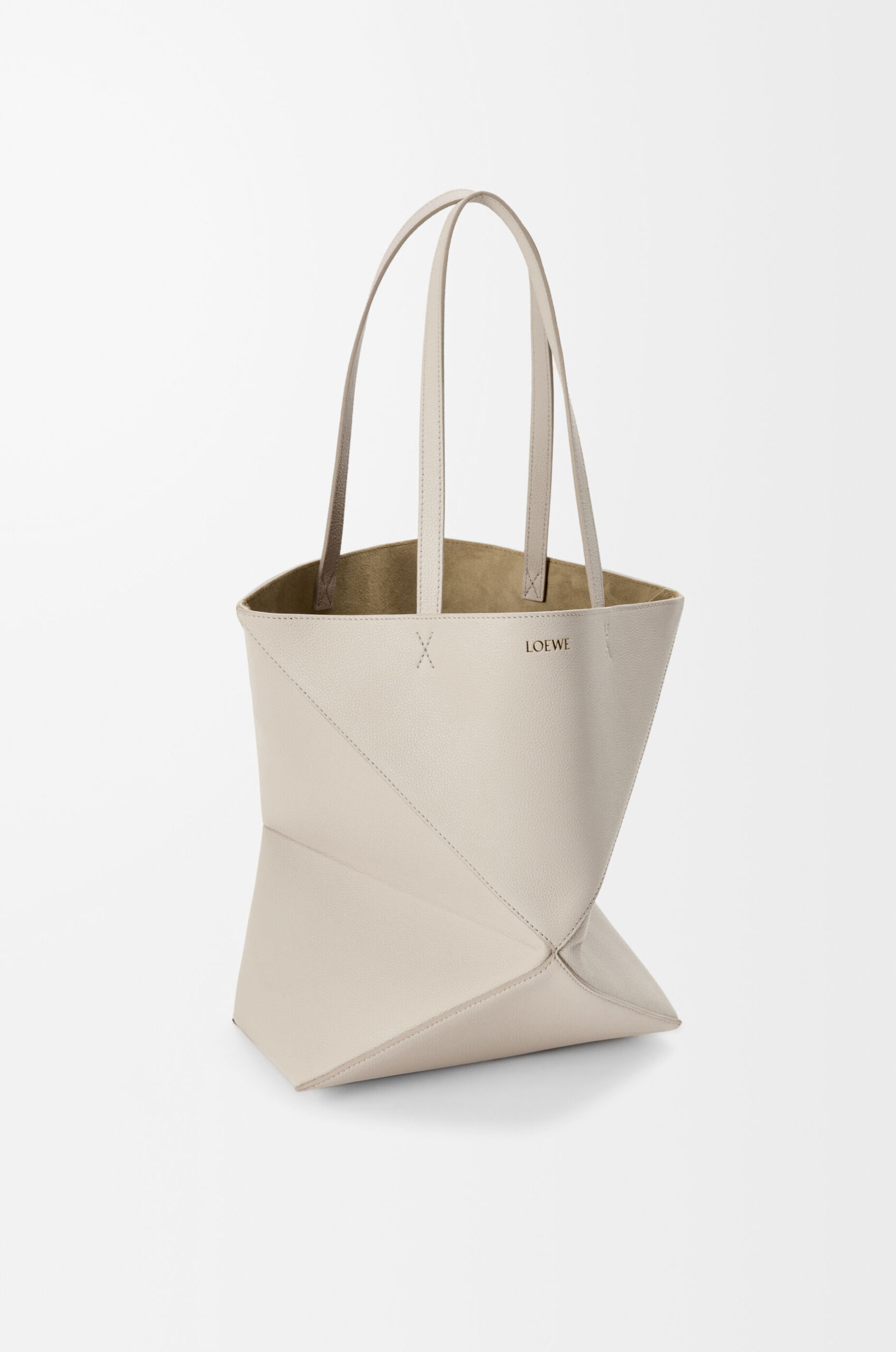 LOEWE Puzzle Bag | Luxe Leather & The Iconic Puzzle Bag | Coveti