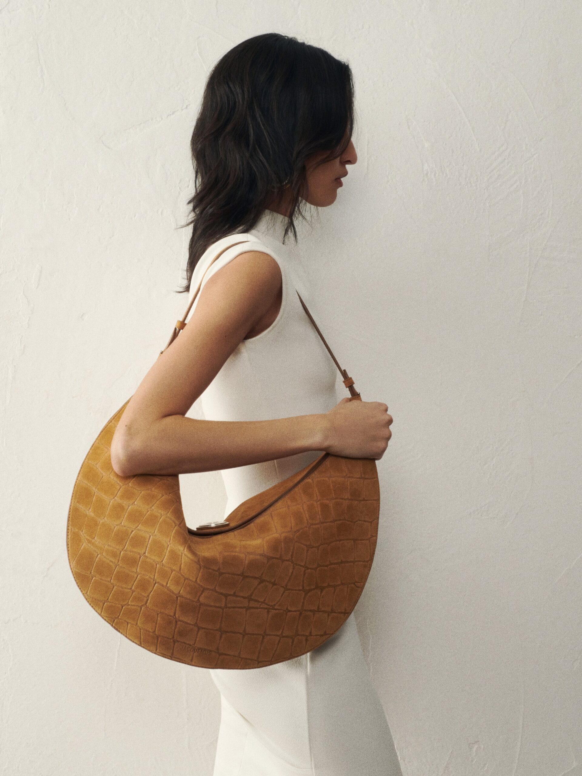 Jacquemus The Ovalo bag | French Luxury | Coveti